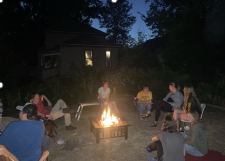 Cru Holds Annual Root Beer Kegger – The Concordian